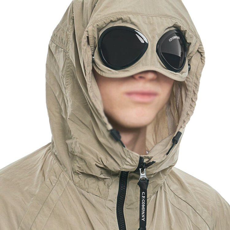 Cp Company Goggle Hooded Chrome Jacket In Cobblestone – TET Clothing